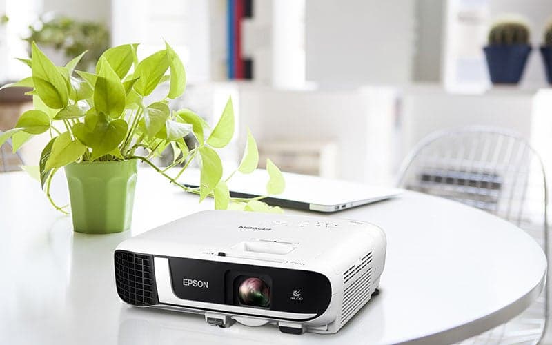 EB-FH52 | Epson Middle East